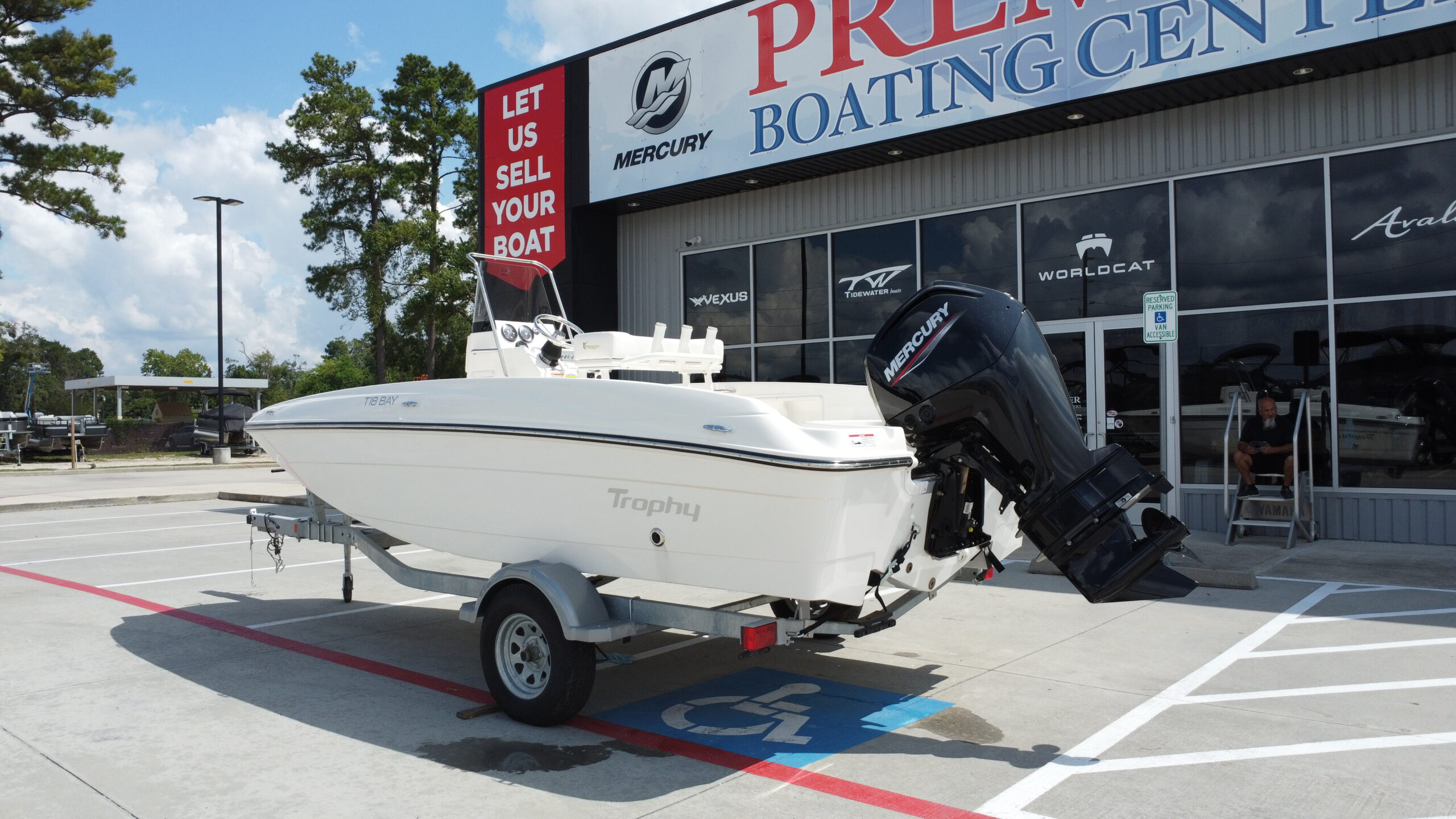 2025 18' BAYLINER T18LE - Premier Boating Centers $29,995 BAYLINER-011