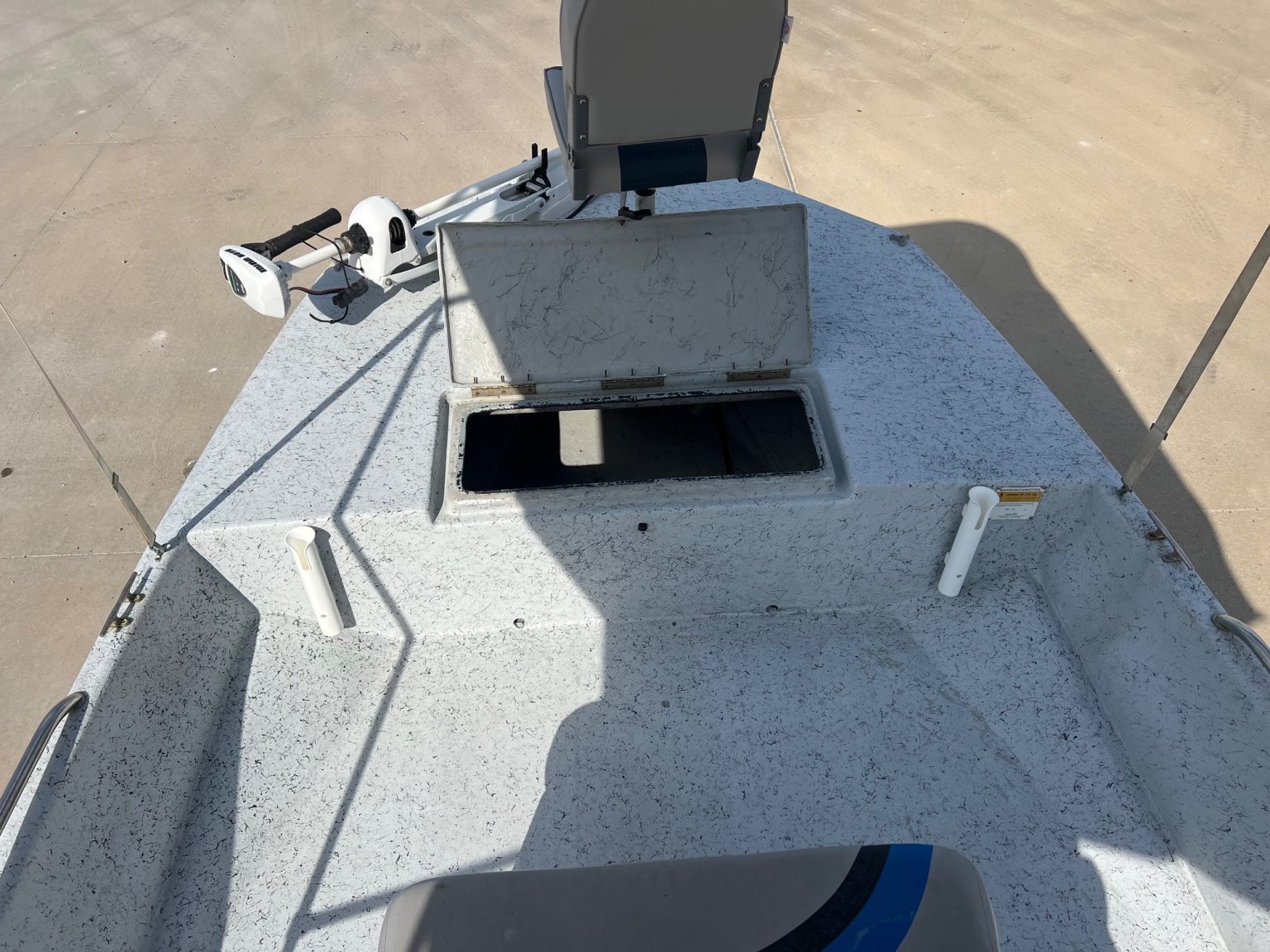 1998 22' BLUE WAVE 220 SUPER T - Premier Boating Centers