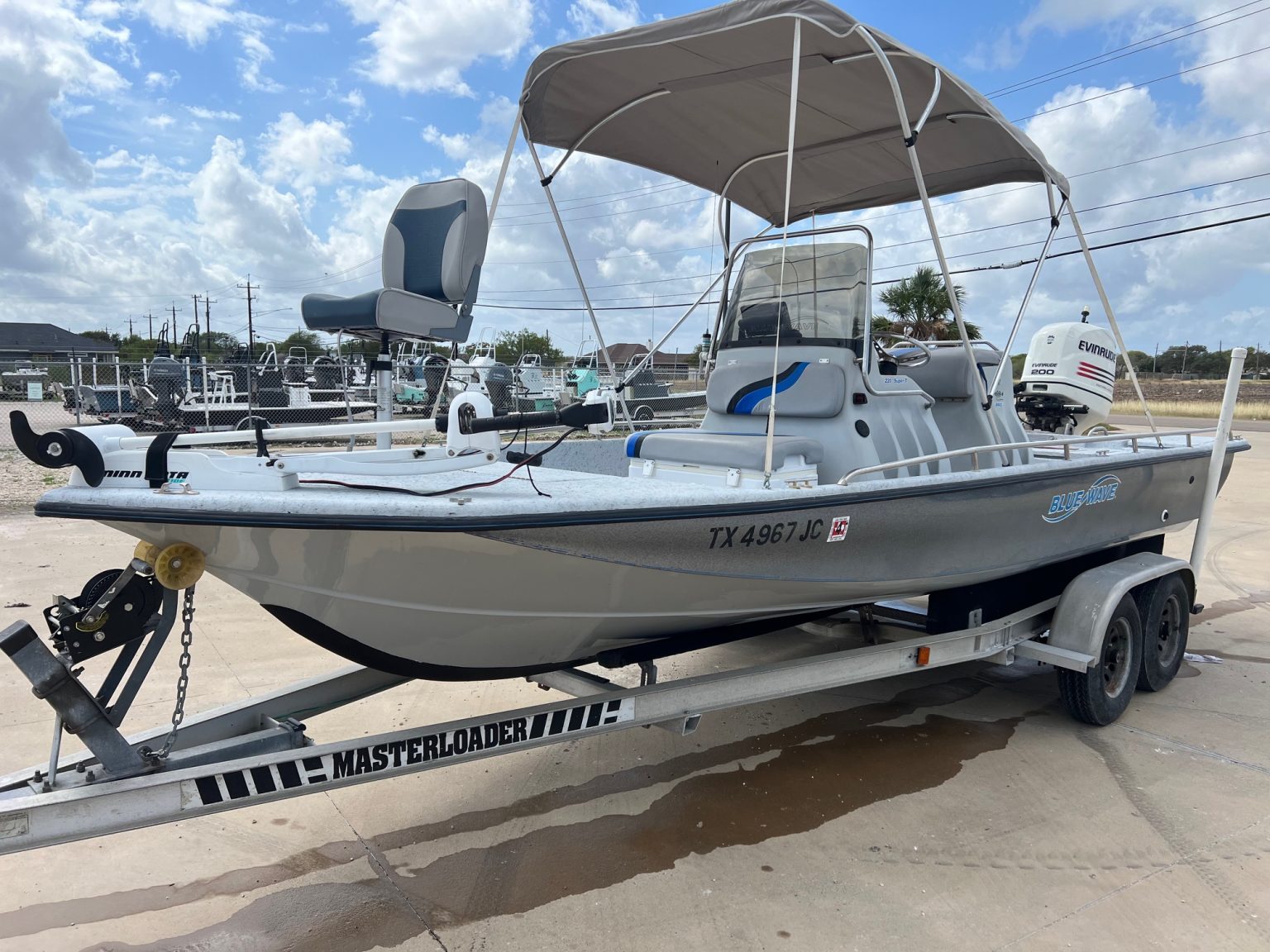 1998 22' BLUE WAVE 220 SUPER T - Premier Boating Centers