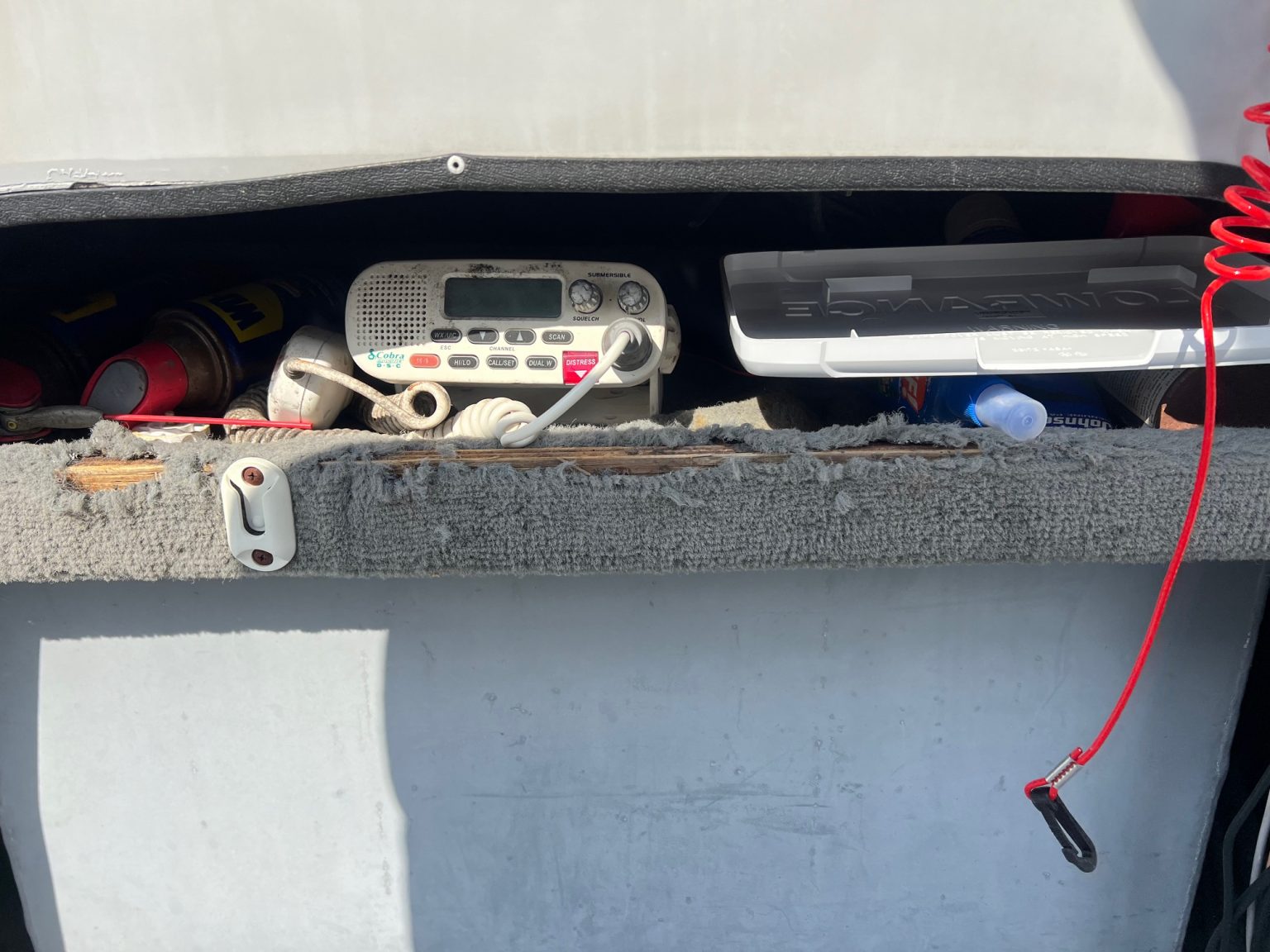 1998 22' BLUE WAVE 220 SUPER T - Premier Boating Centers