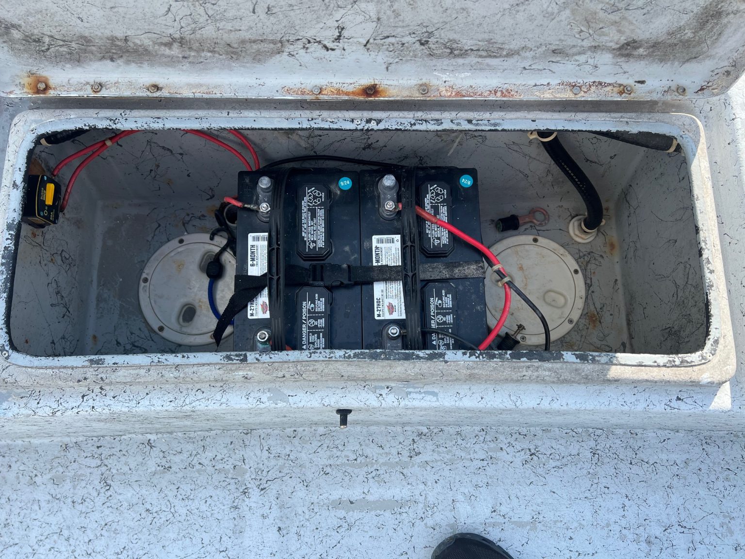 1998 22' BLUE WAVE 220 SUPER T - Premier Boating Centers