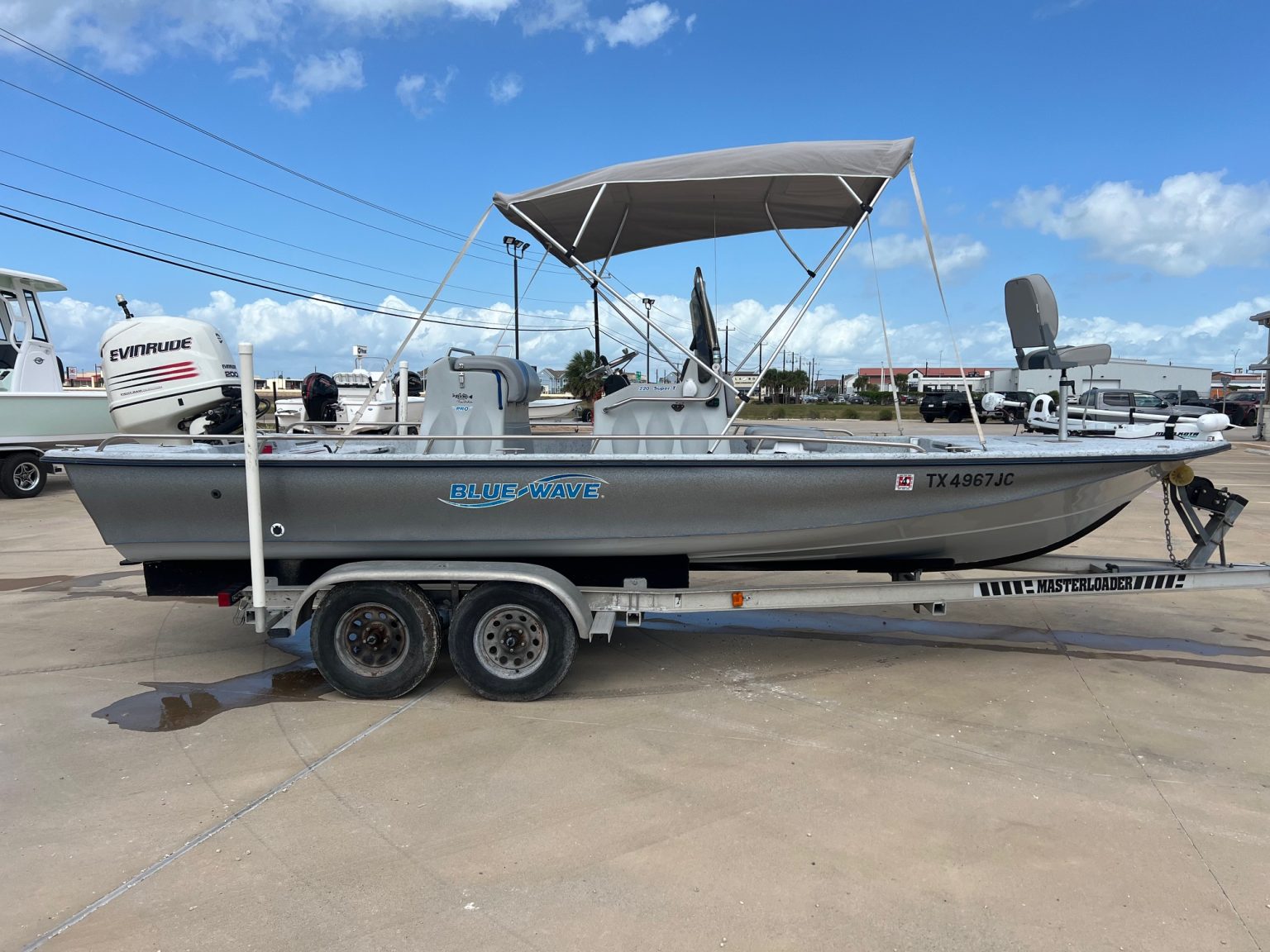 1998 22' BLUE WAVE 220 SUPER T - Premier Boating Centers
