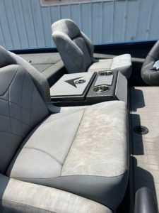 2023 19' AVID 19XB - Premier Boating Centers