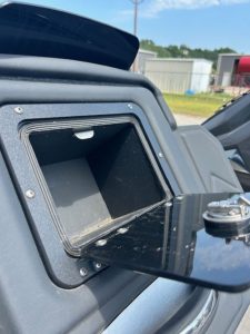 2023 19' AVID 19XB - Premier Boating Centers