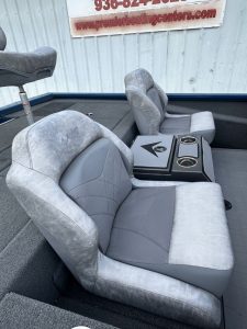 2023 19' AVID 19XB - Premier Boating Centers