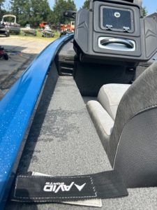 2023 19' AVID 19XB - Premier Boating Centers