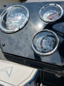 2023 19' AVID 19XB - Premier Boating Centers