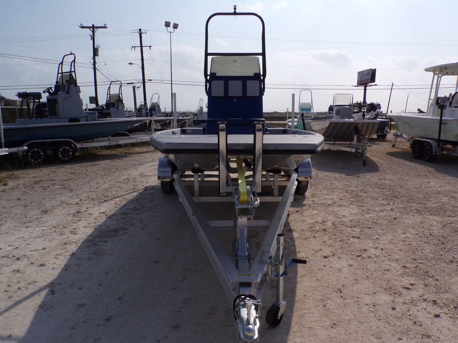 2025 21' FREEDOM COMMANDER 21 - Premier Boating Centers