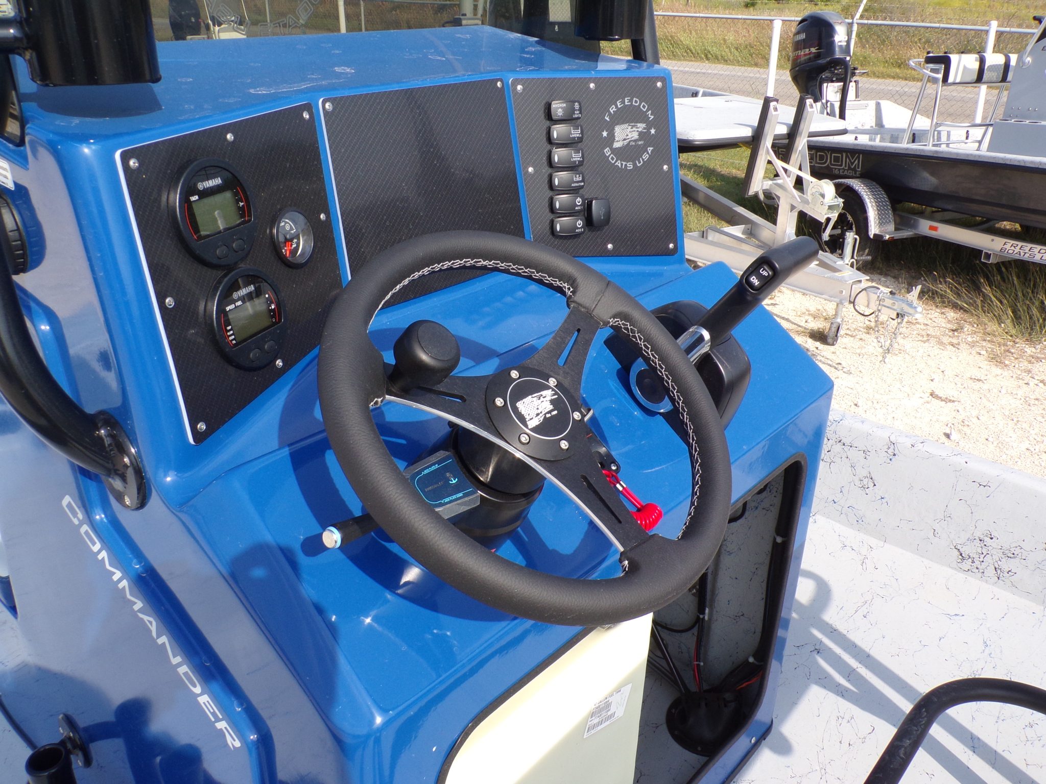 2025 21' FREEDOM COMMANDER 21 - Premier Boating Centers