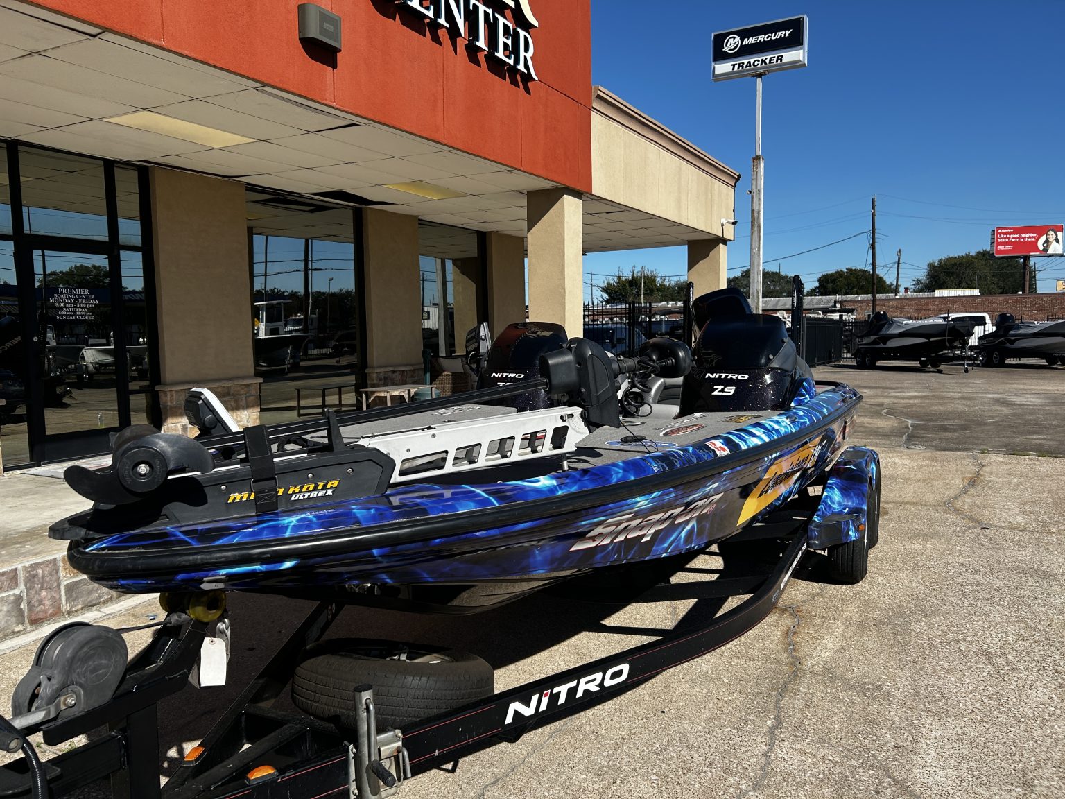 2011 20' NITRO Z9 - Premier Boating Centers
