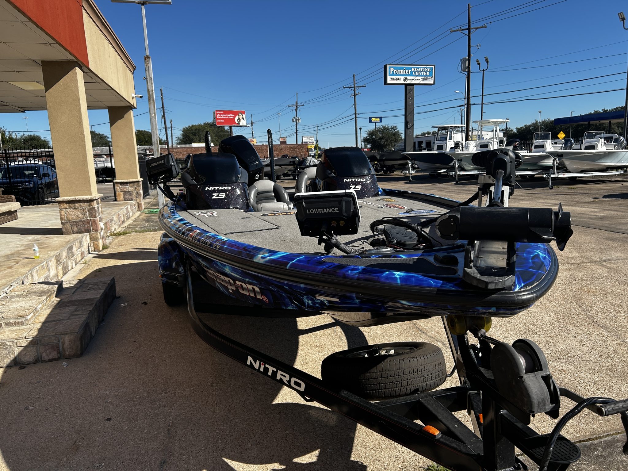 2011 20' NITRO Z9 - Premier Boating Centers