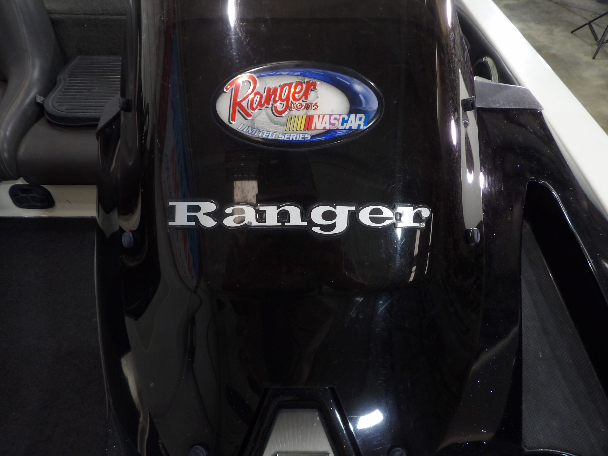 2011 21' RANGER COMANCHE Z521 - Premier Boating Centers