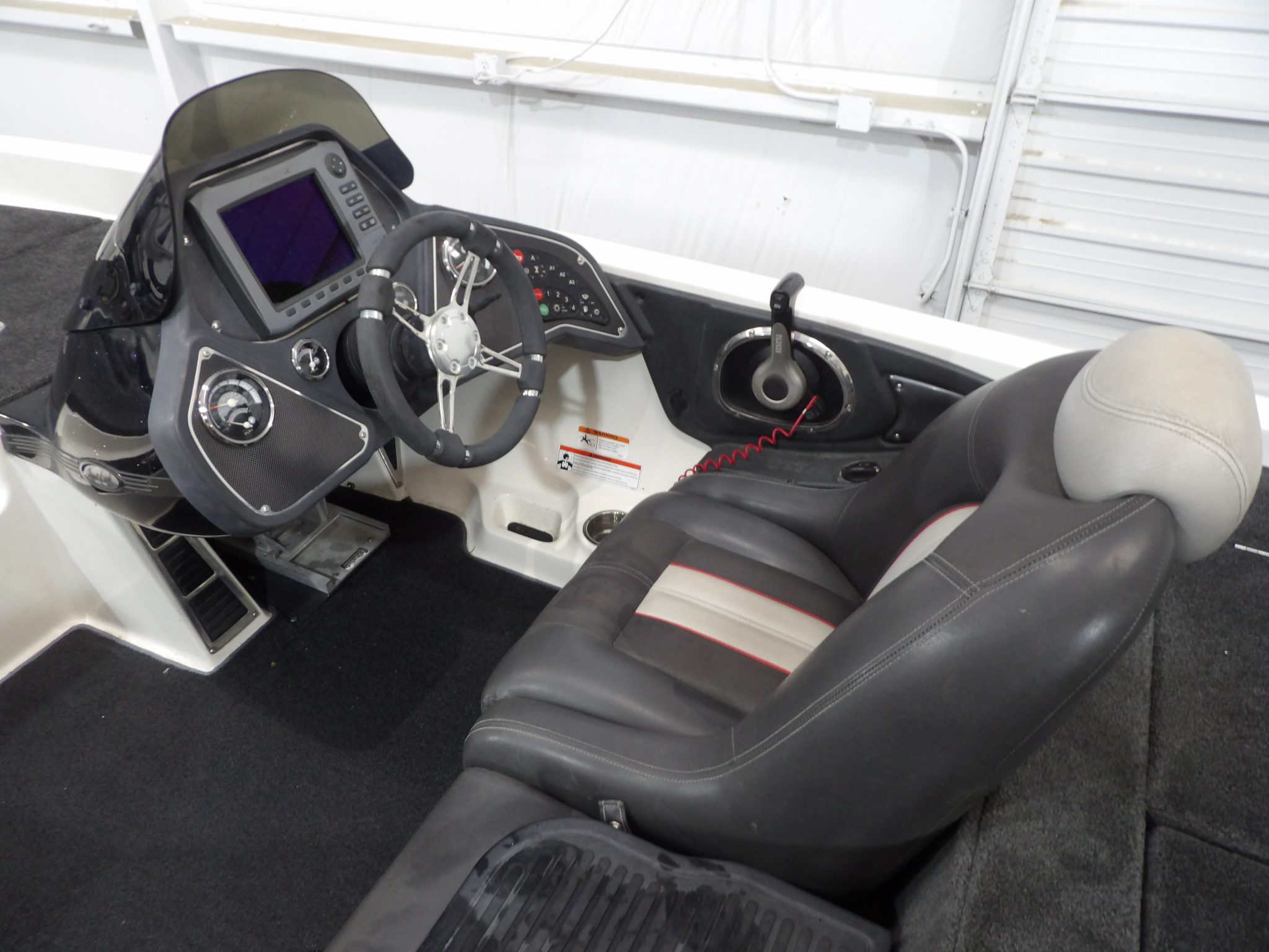 2011 21' RANGER COMANCHE Z521 - Premier Boating Centers