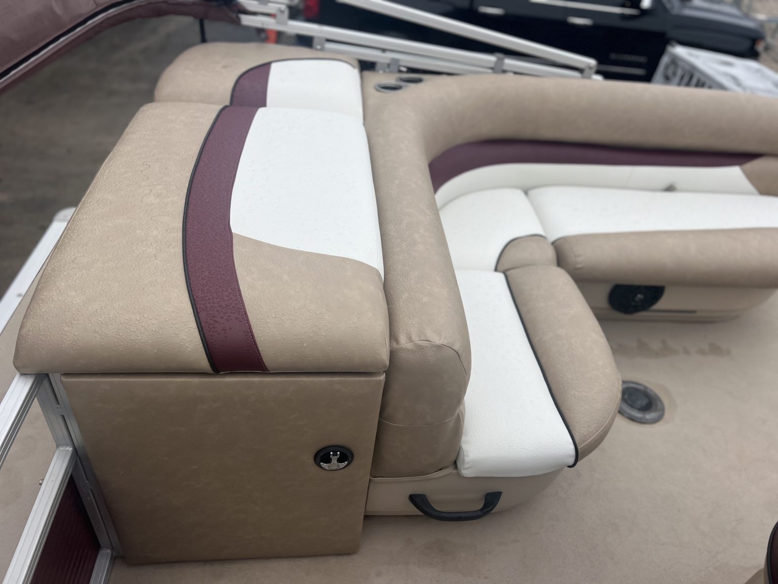 2013 22' SUNTRACKER PB22DLX - Premier Boating Centers