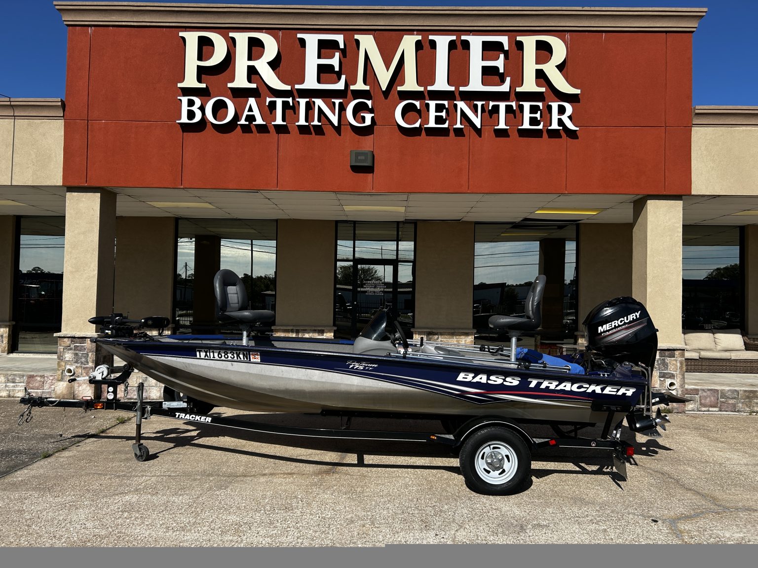 2013 17' TRACKER PT175TF - Premier Boating Centers