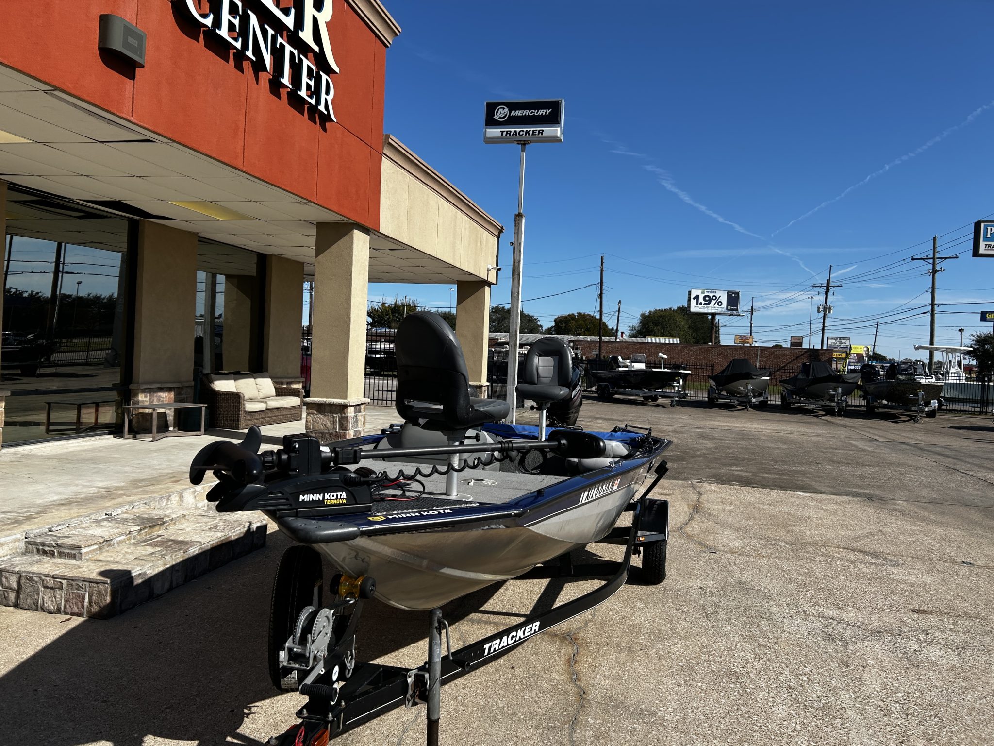 2013 17' TRACKER PT175TF - Premier Boating Centers