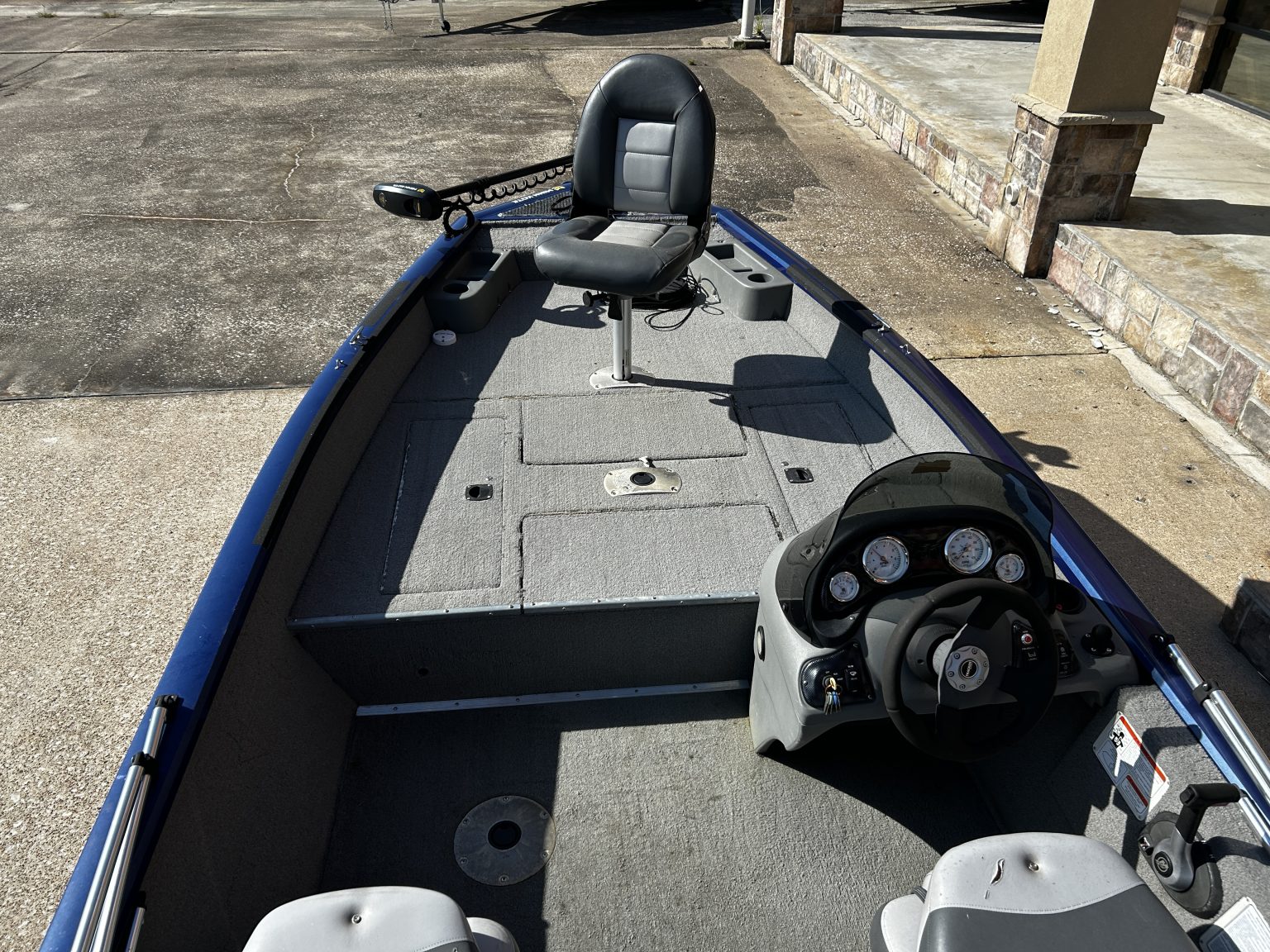 2013 17' TRACKER PT175TF - Premier Boating Centers