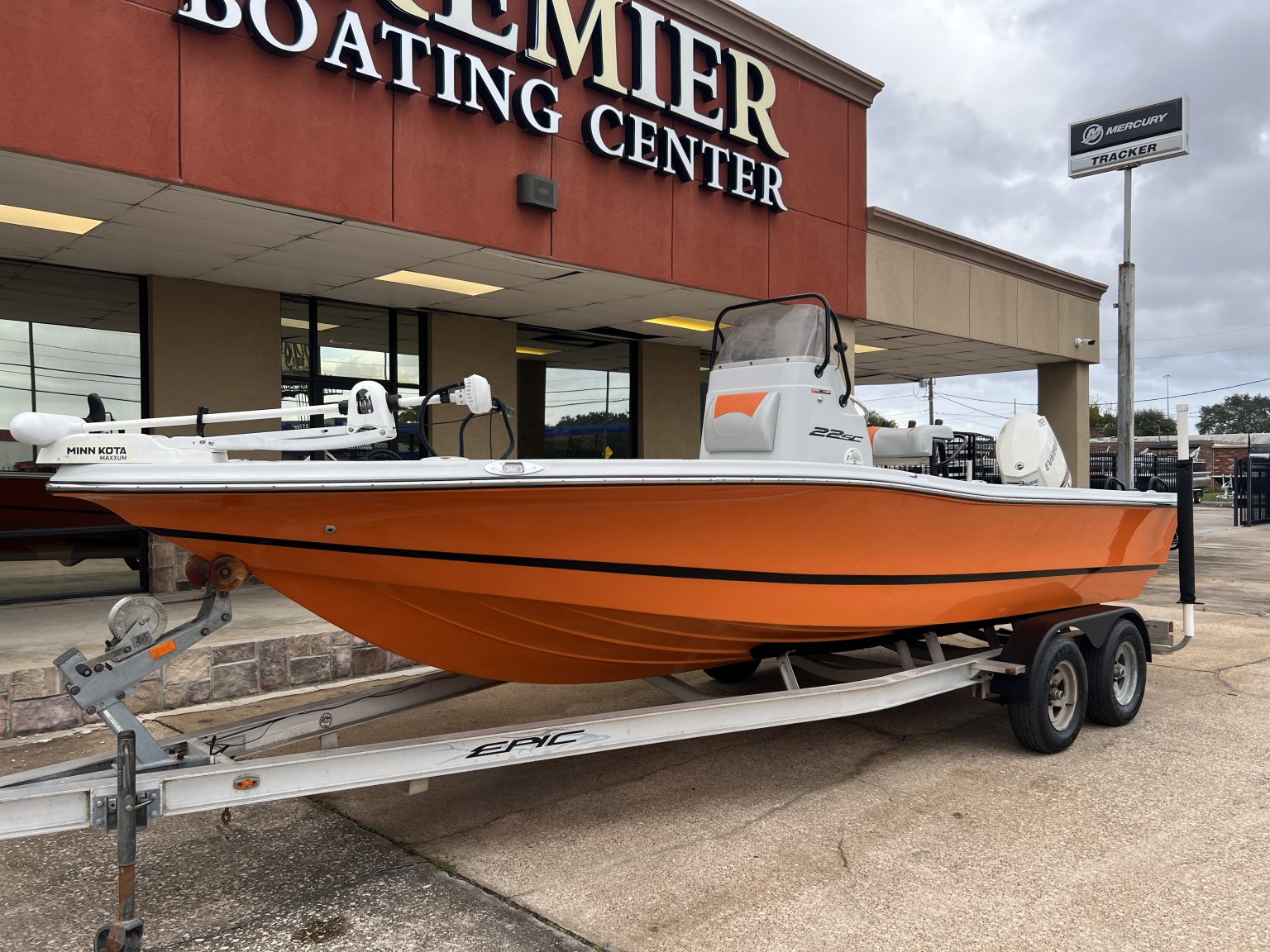 2014 22' EPIC 22SC - Premier Boating Centers $21,995 WS-096A