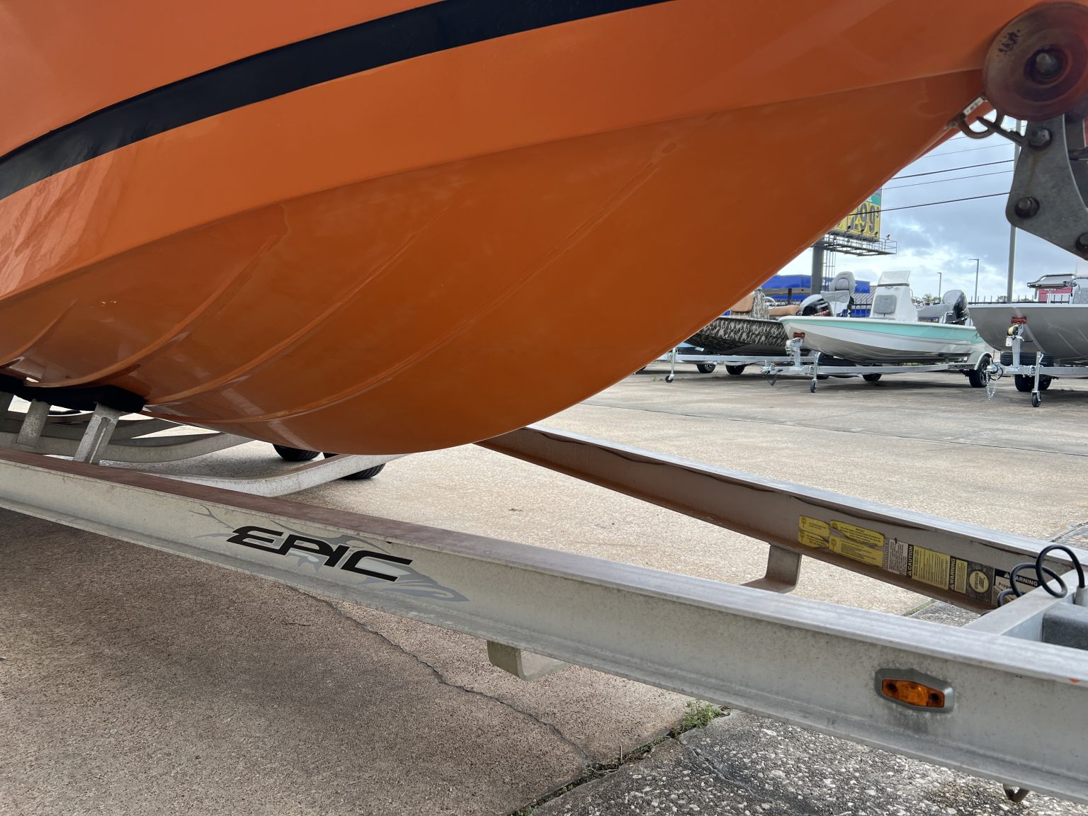 2014 22' EPIC 22SC - Premier Boating Centers $21,995 WS-096A