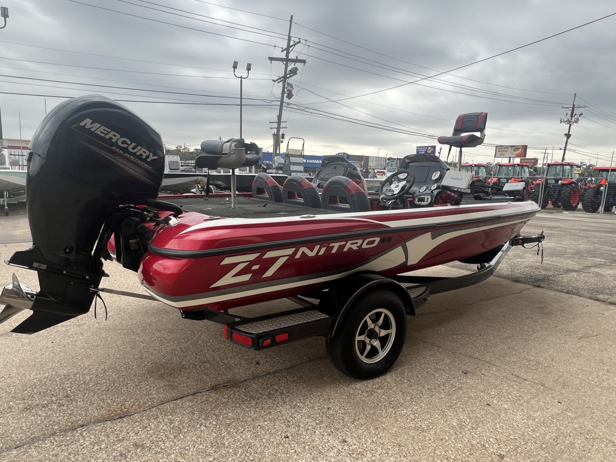 2014 18' NITRO Z7 - Premier Boating Centers