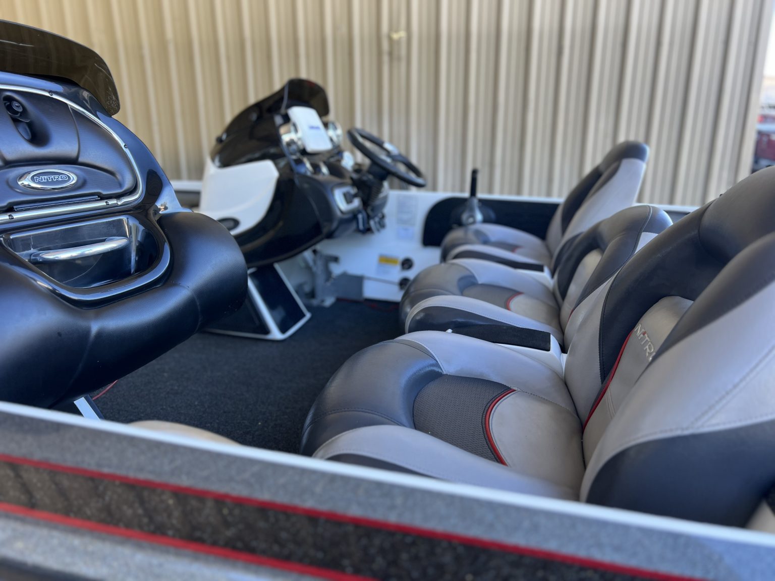 2014 20' NITRO Z9 - Premier Boating Centers $33,995 WS-119A