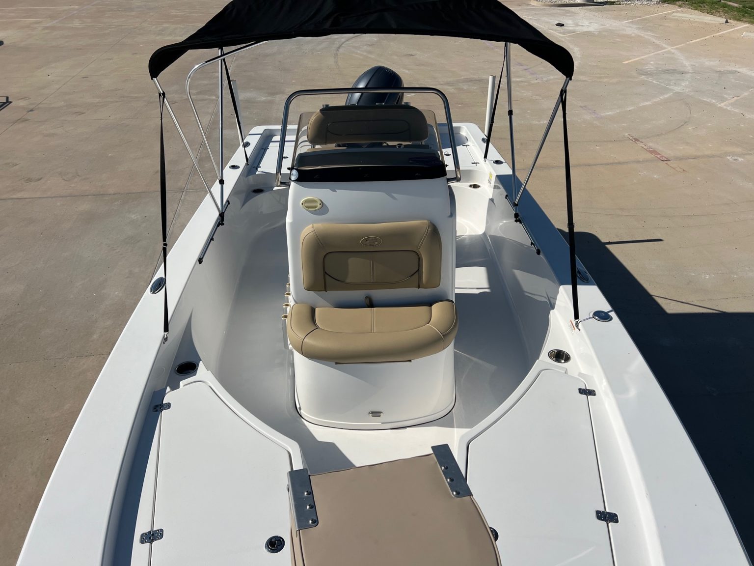 2017 22' SPORTSMAN 227 MASTERS - Premier Boating Centers
