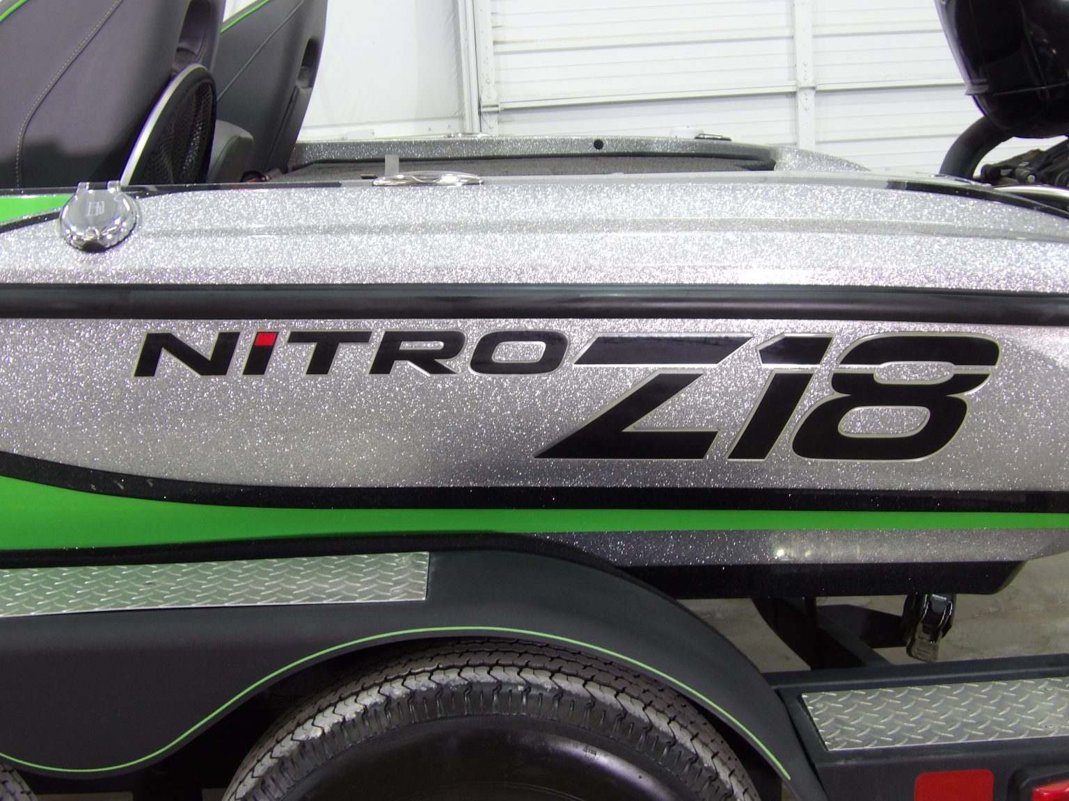 2019 18' NITRO Z18 - Premier Boating Centers