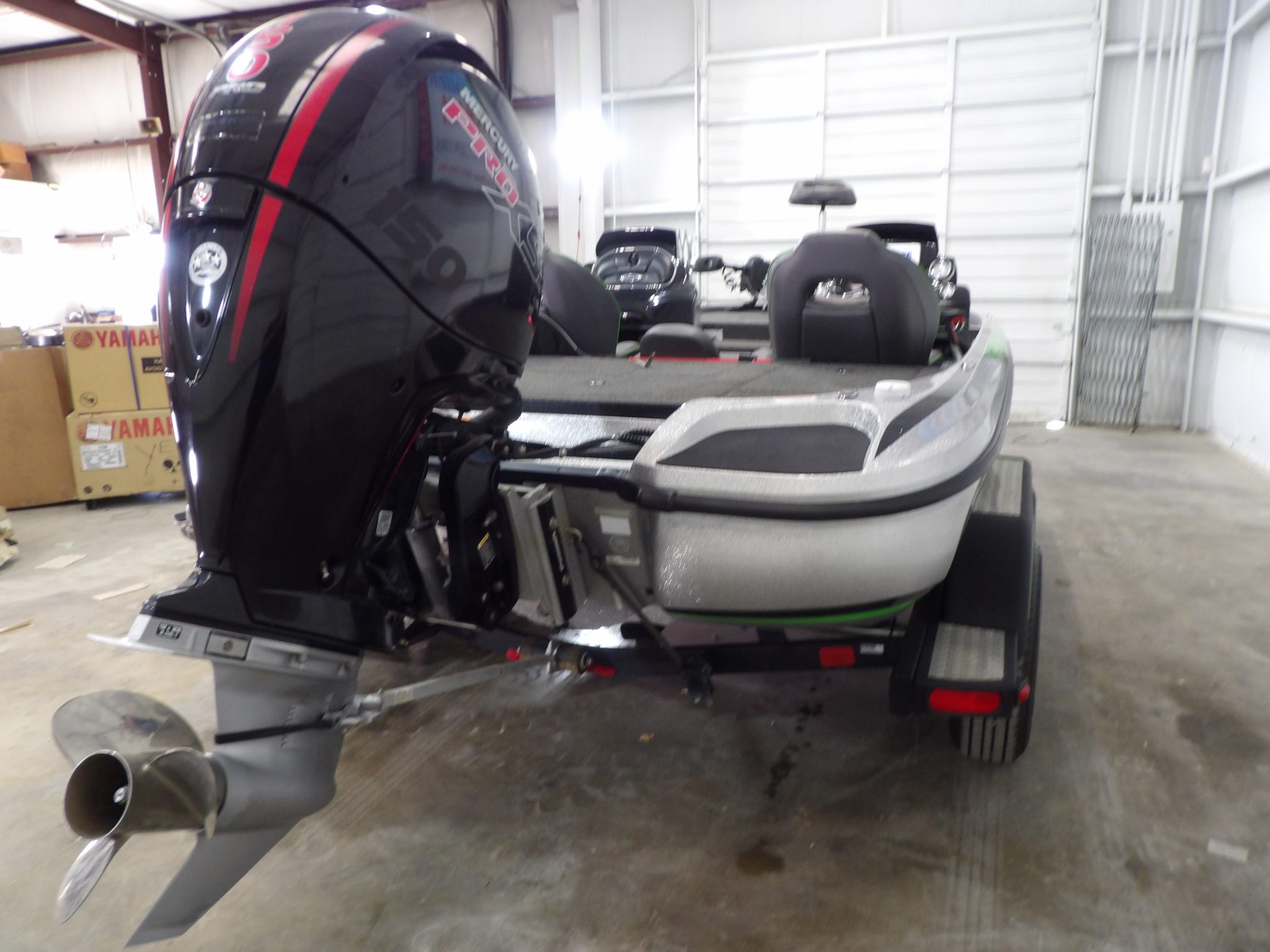 2019 18' NITRO Z18 - Premier Boating Centers