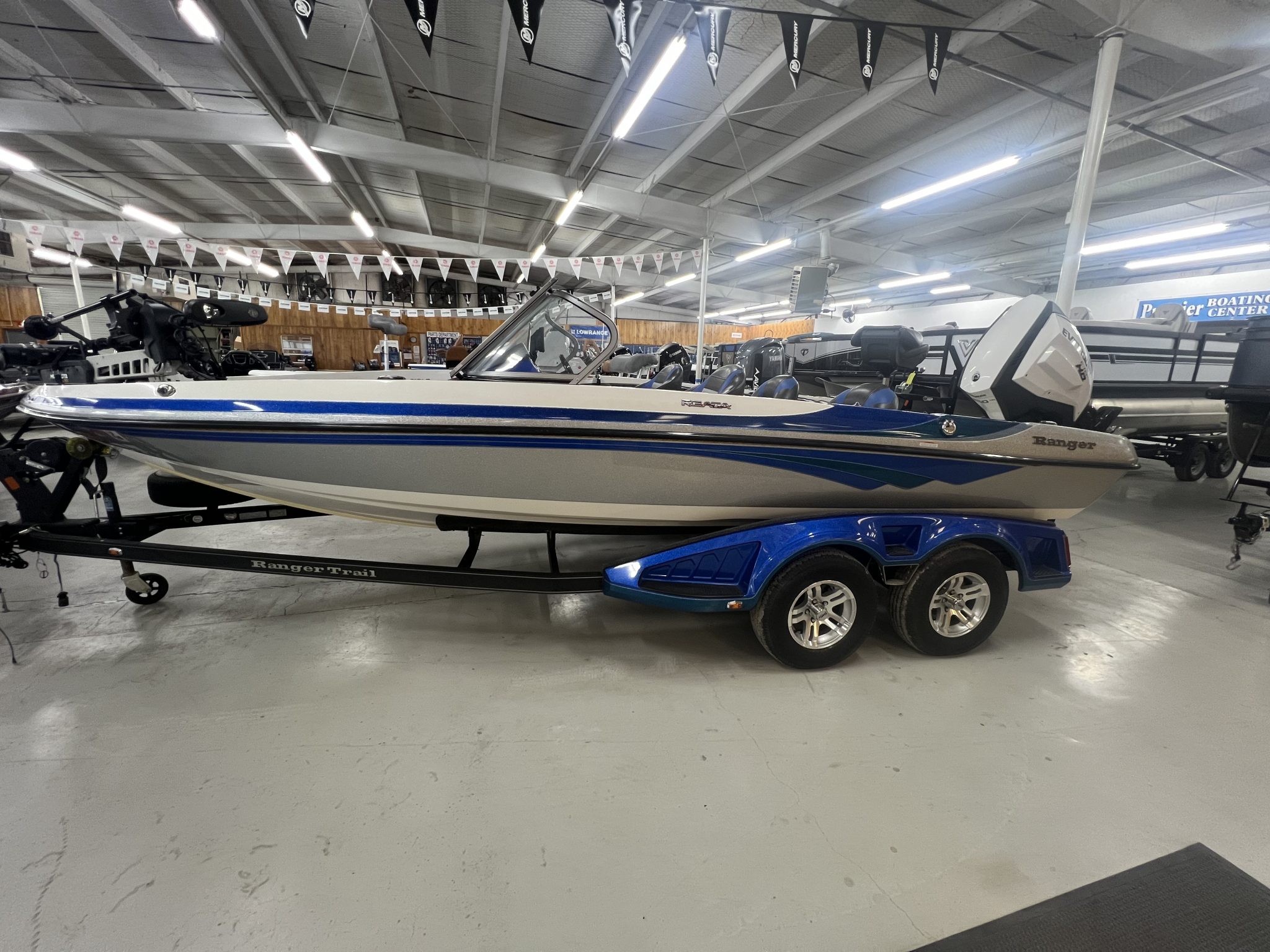 2019 21' RANGER REATA 212 LS - Premier Boating Centers