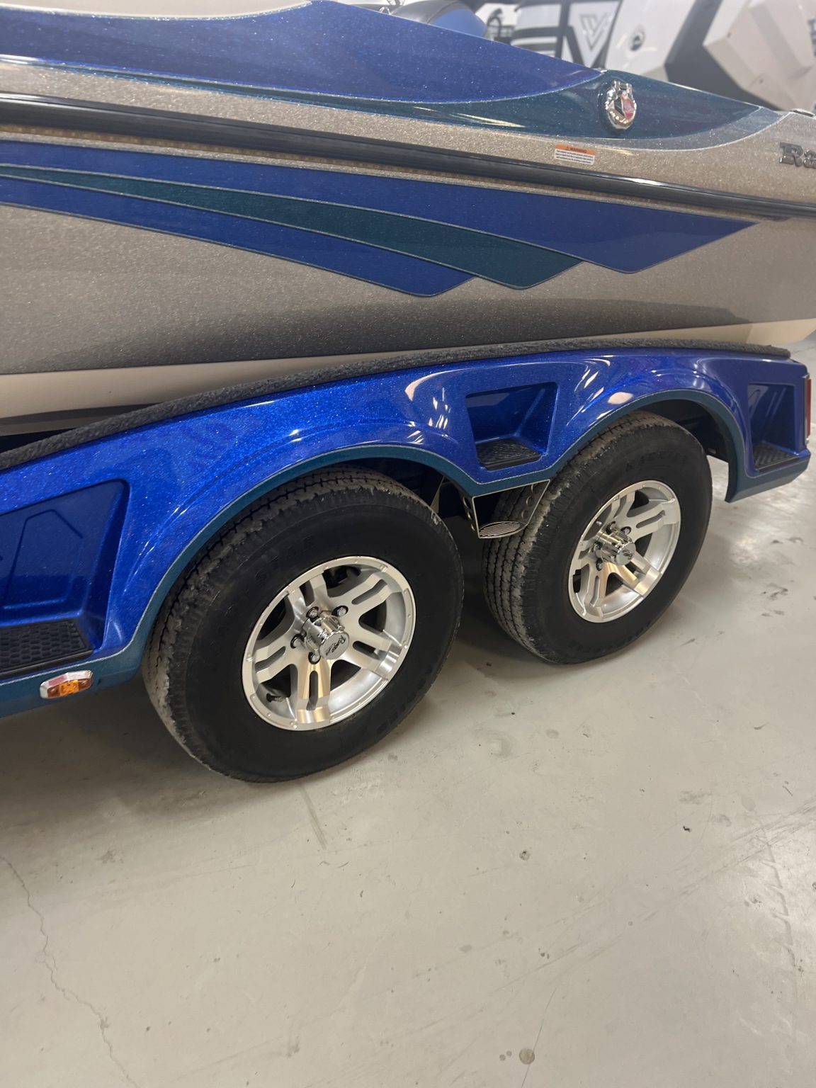 2019 21' RANGER REATA 212 LS - Premier Boating Centers