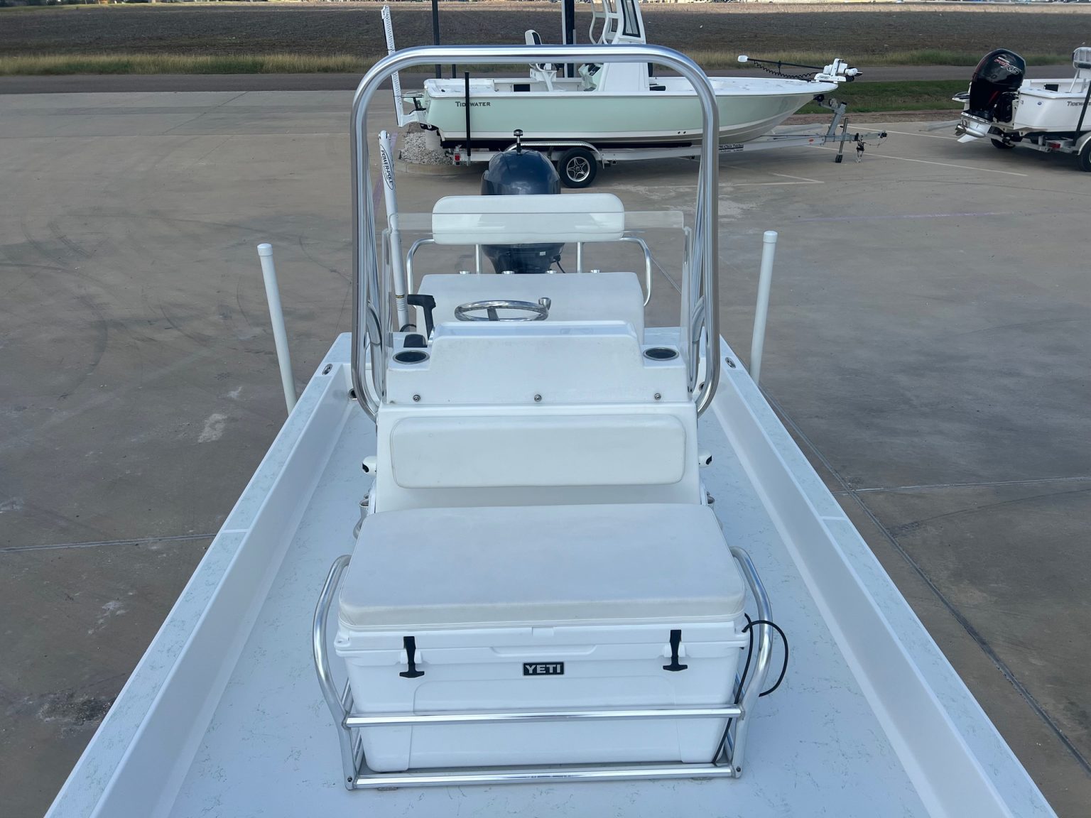 2020 18' SHALLOW SPORT SPORT 18 - Premier Boating Centers