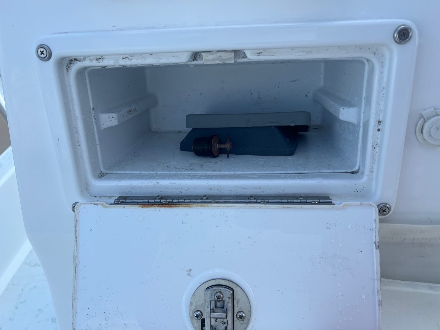 2020 18' SHALLOW SPORT SPORT 18 - Premier Boating Centers