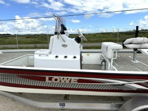 2021 20' LOWE 20 BAY - Premier Boating Centers
