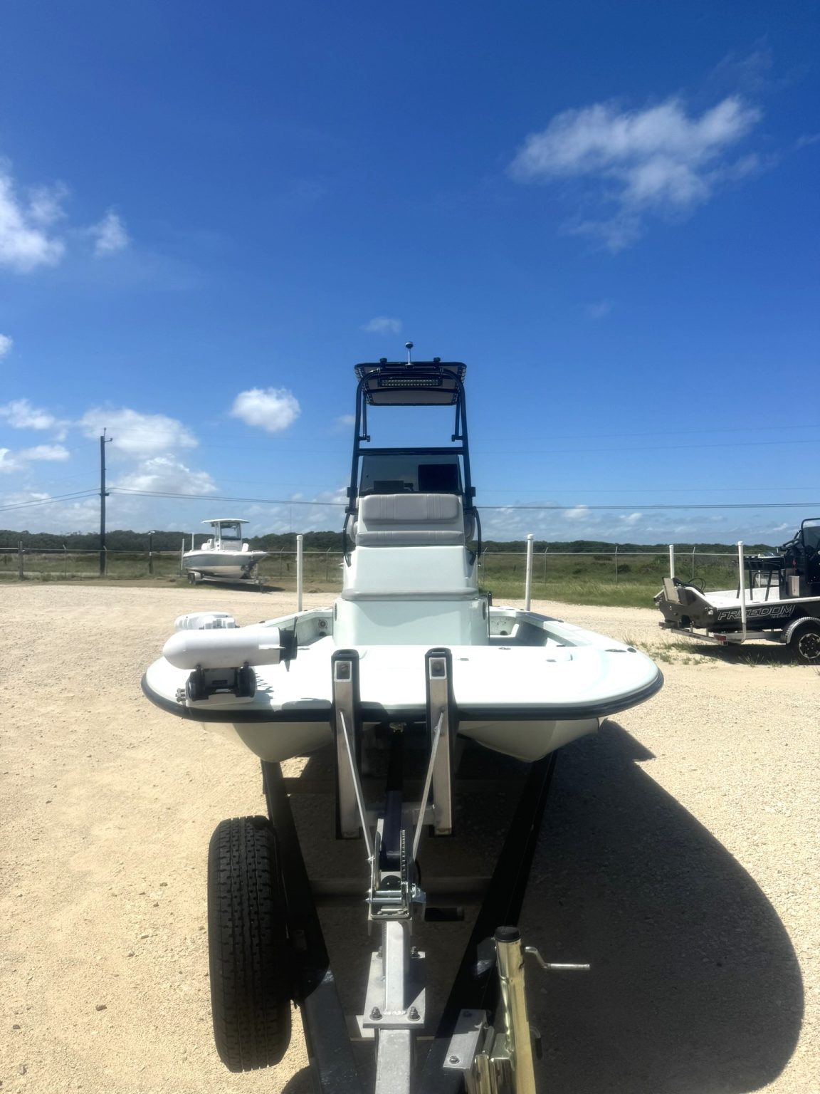 2022 24' MAJEK 24 REAPER - Premier Boating Centers