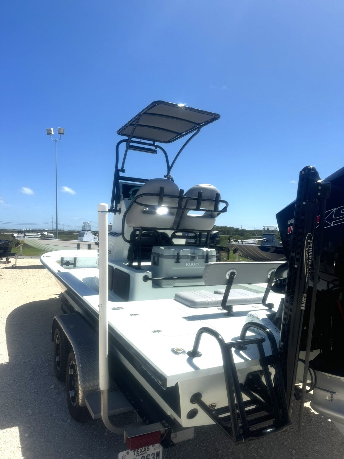 2022 24' MAJEK 24 REAPER - Premier Boating Centers