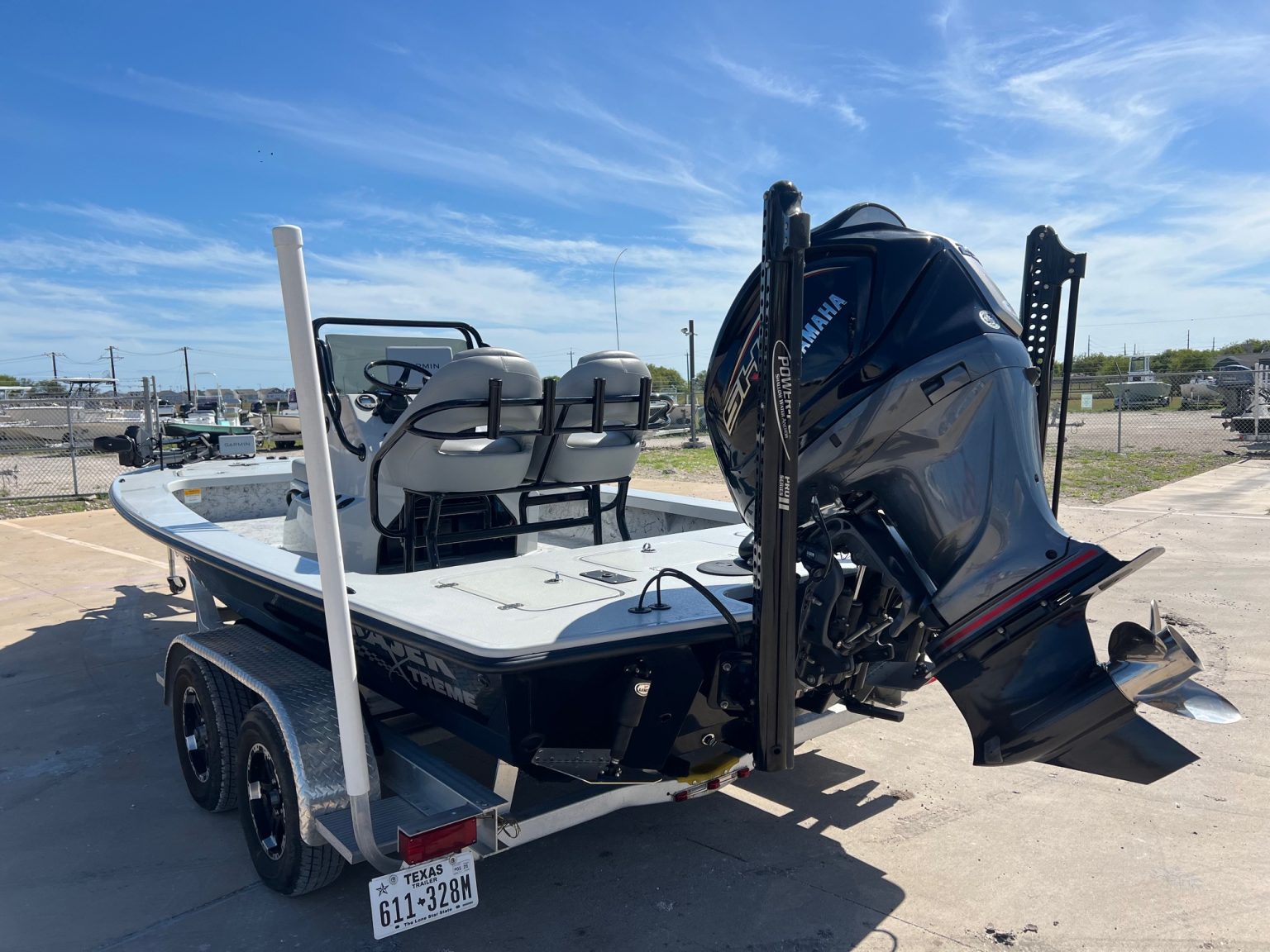 2023 22' MAJEK 2200 XTREME - Premier Boating Centers