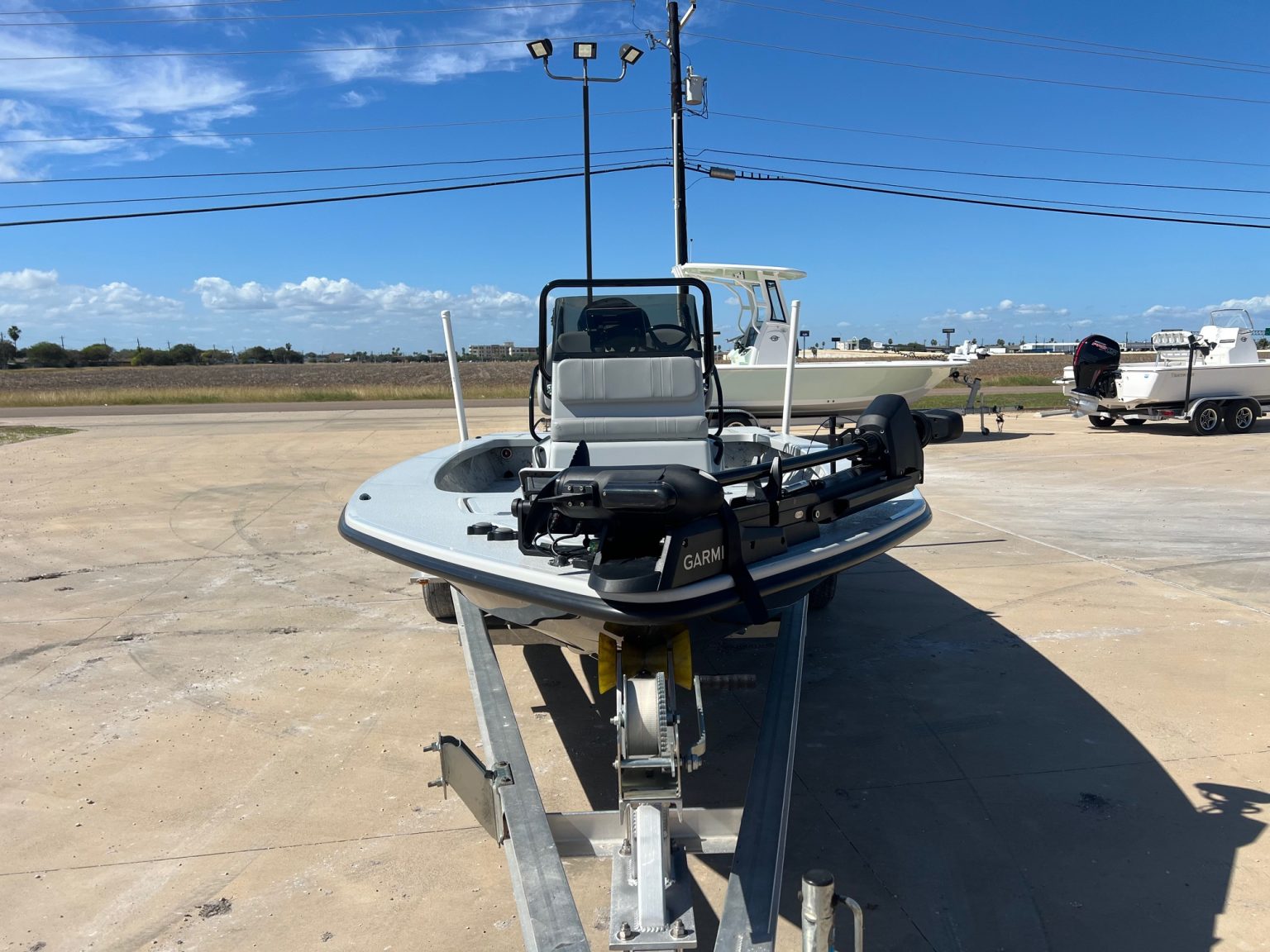 2023 22' MAJEK 2200 XTREME - Premier Boating Centers