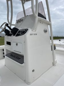 2023 22' NAUTIC STAR 227XTS - Premier Boating Centers