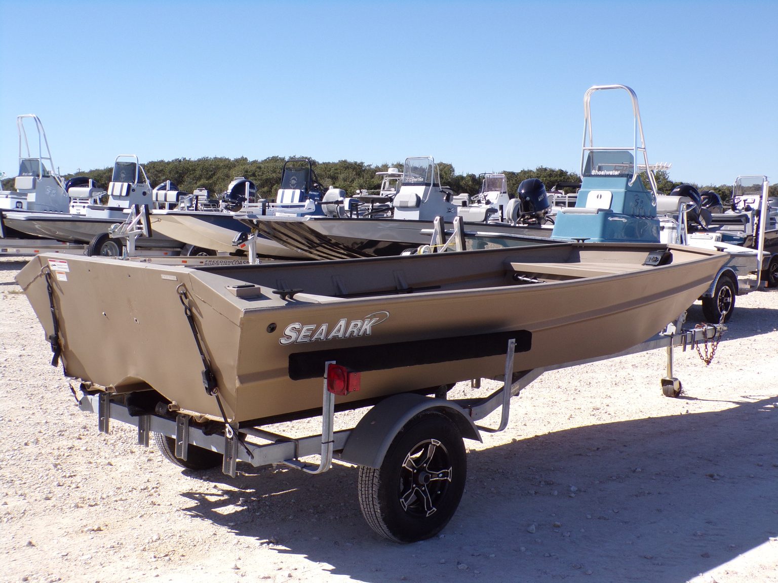 2023 16' SEAARK 1652 MVT - Premier Boating Centers