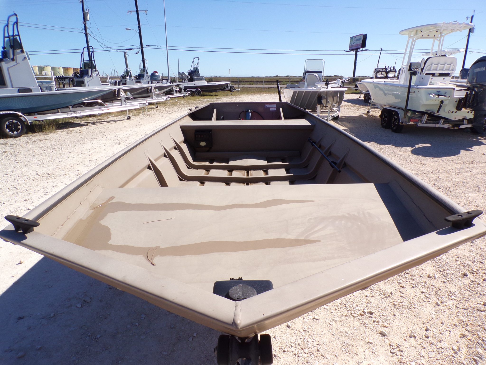 2023 16' SEAARK 1652 MVT - Premier Boating Centers