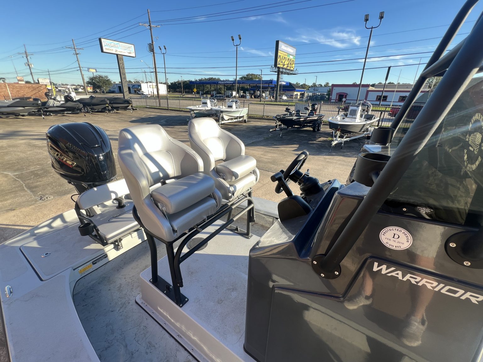 2025 23' FREEDOM WARRIOR 23 - Premier Boating Centers
