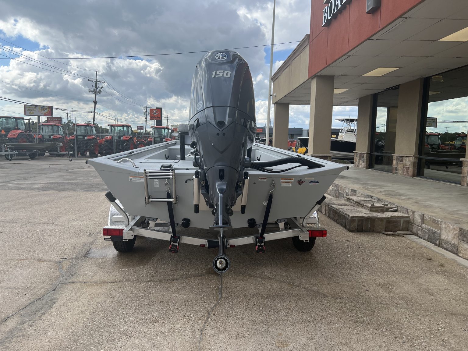 2025 20' AVID 20CC - Premier Boating Centers