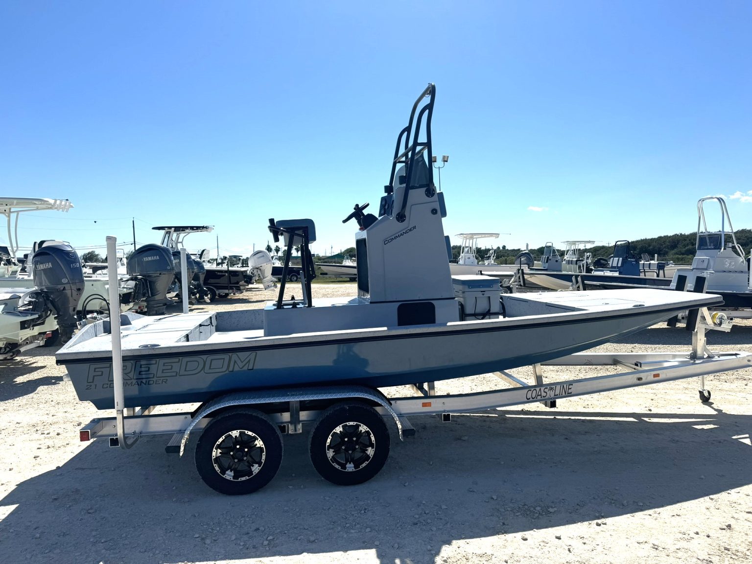 2025 21' FREEDOM COMMANDER 21 RC - Premier Boating Centers