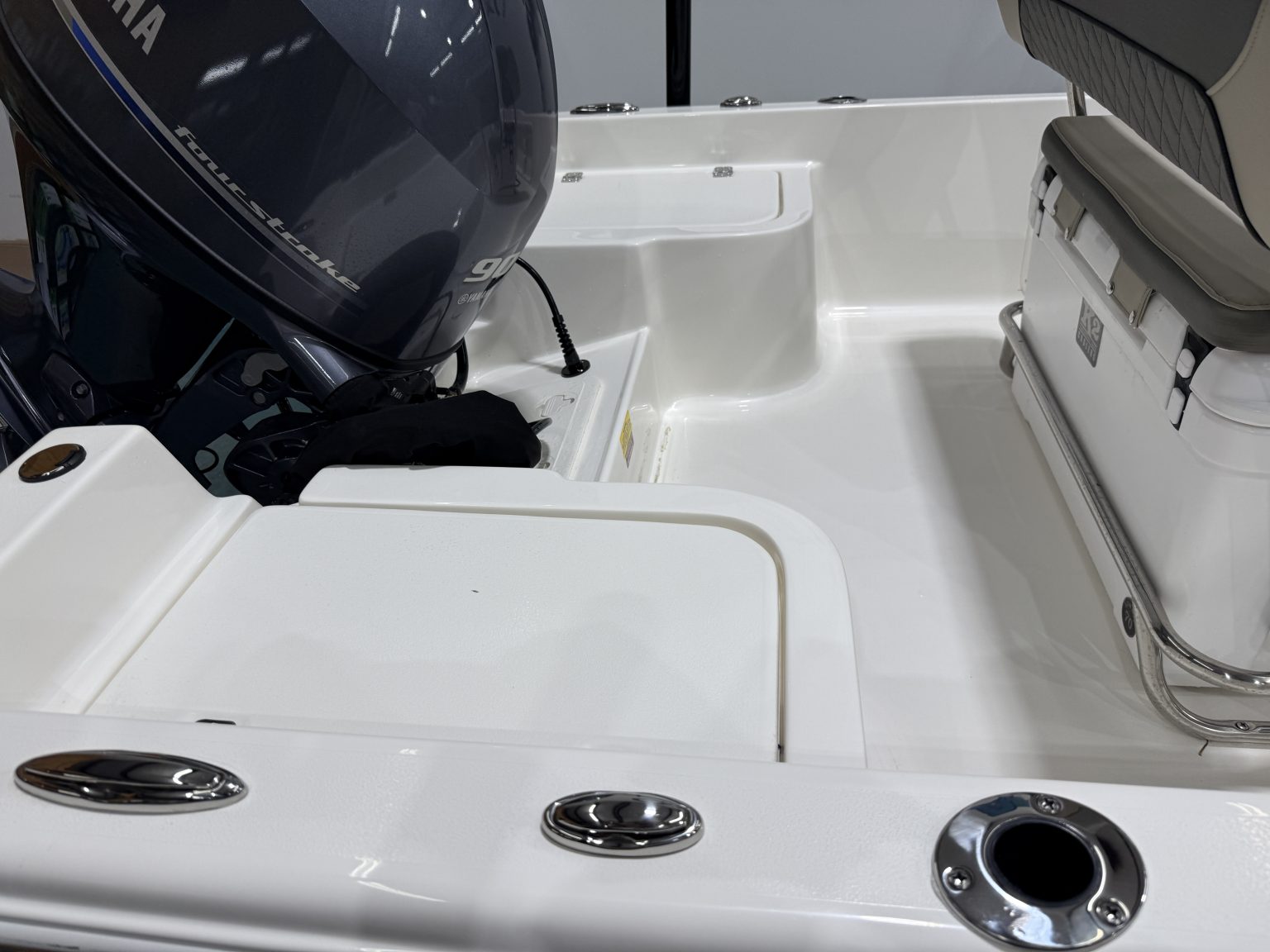 2025 17' KEY WEST 1720CC - Premier Boating Centers