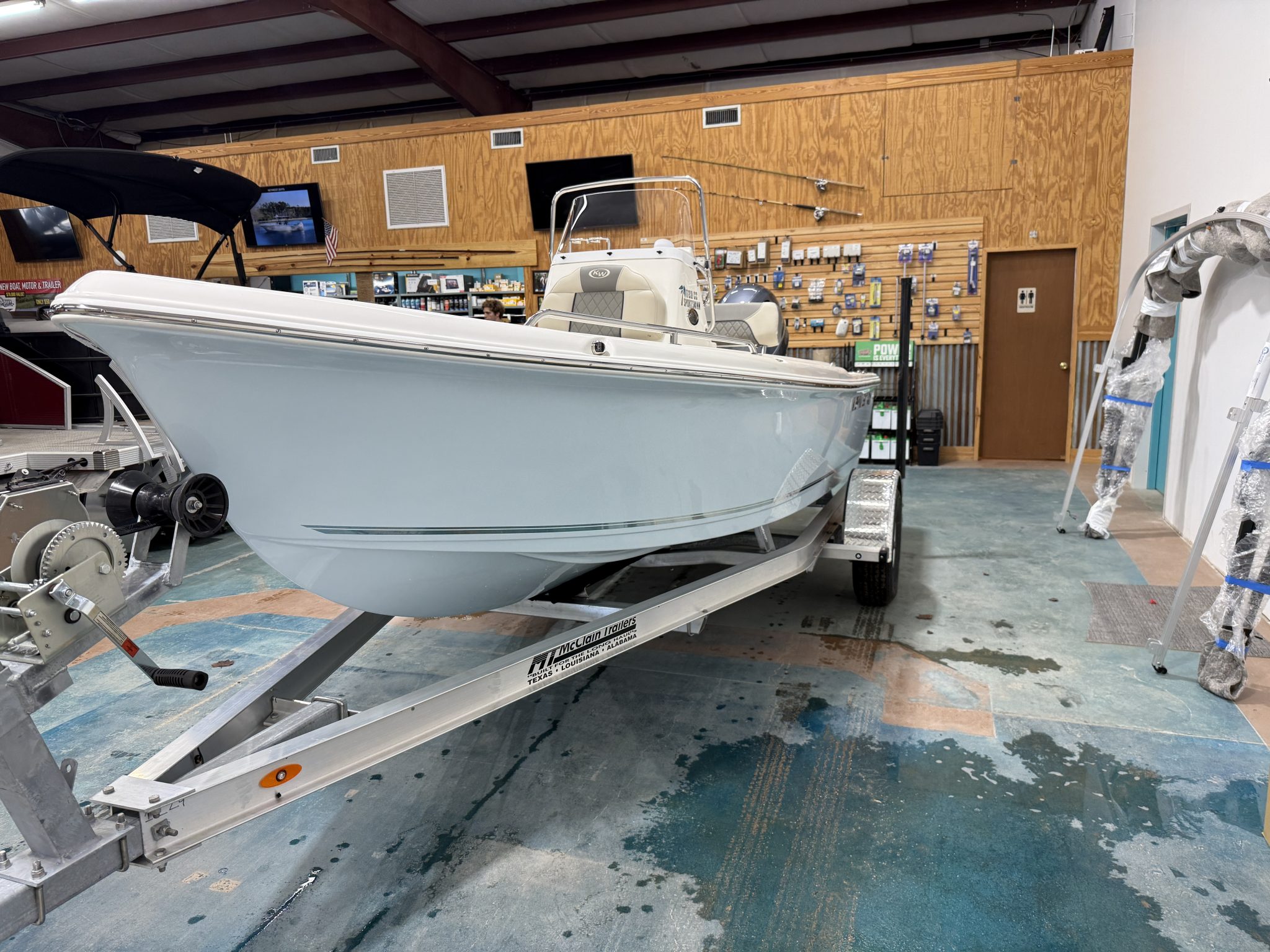 2025 17' KEY WEST 1720CC - Premier Boating Centers