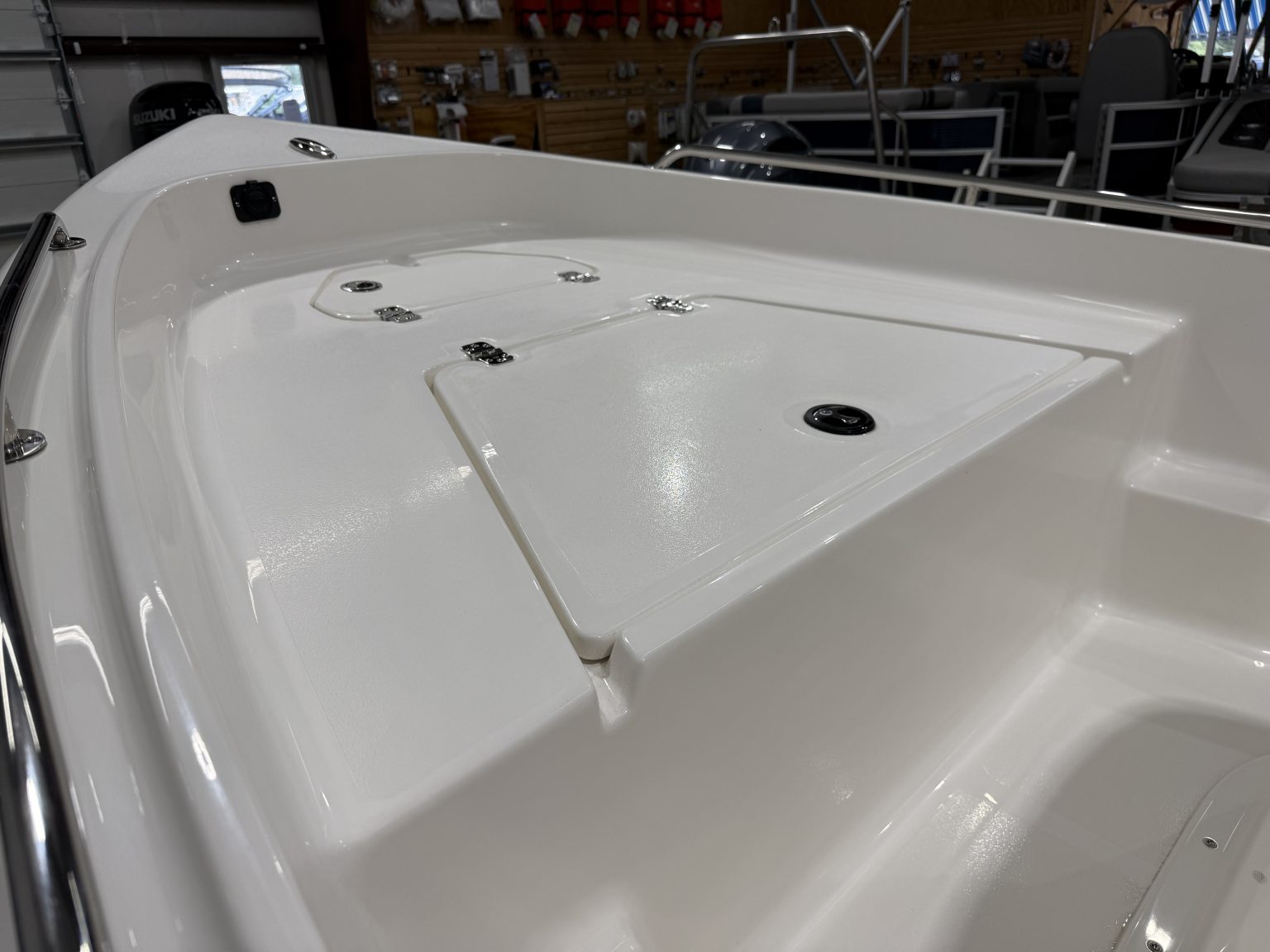 2025 17' KEY WEST 1720CC - Premier Boating Centers