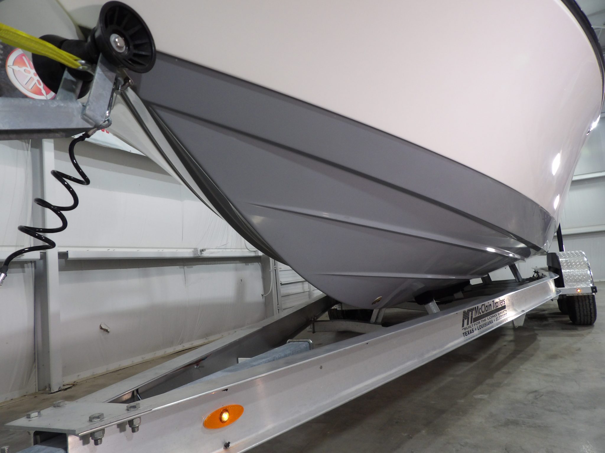 2025 25' PATHFINDER 2500 HYBRID - Premier Boating Centers