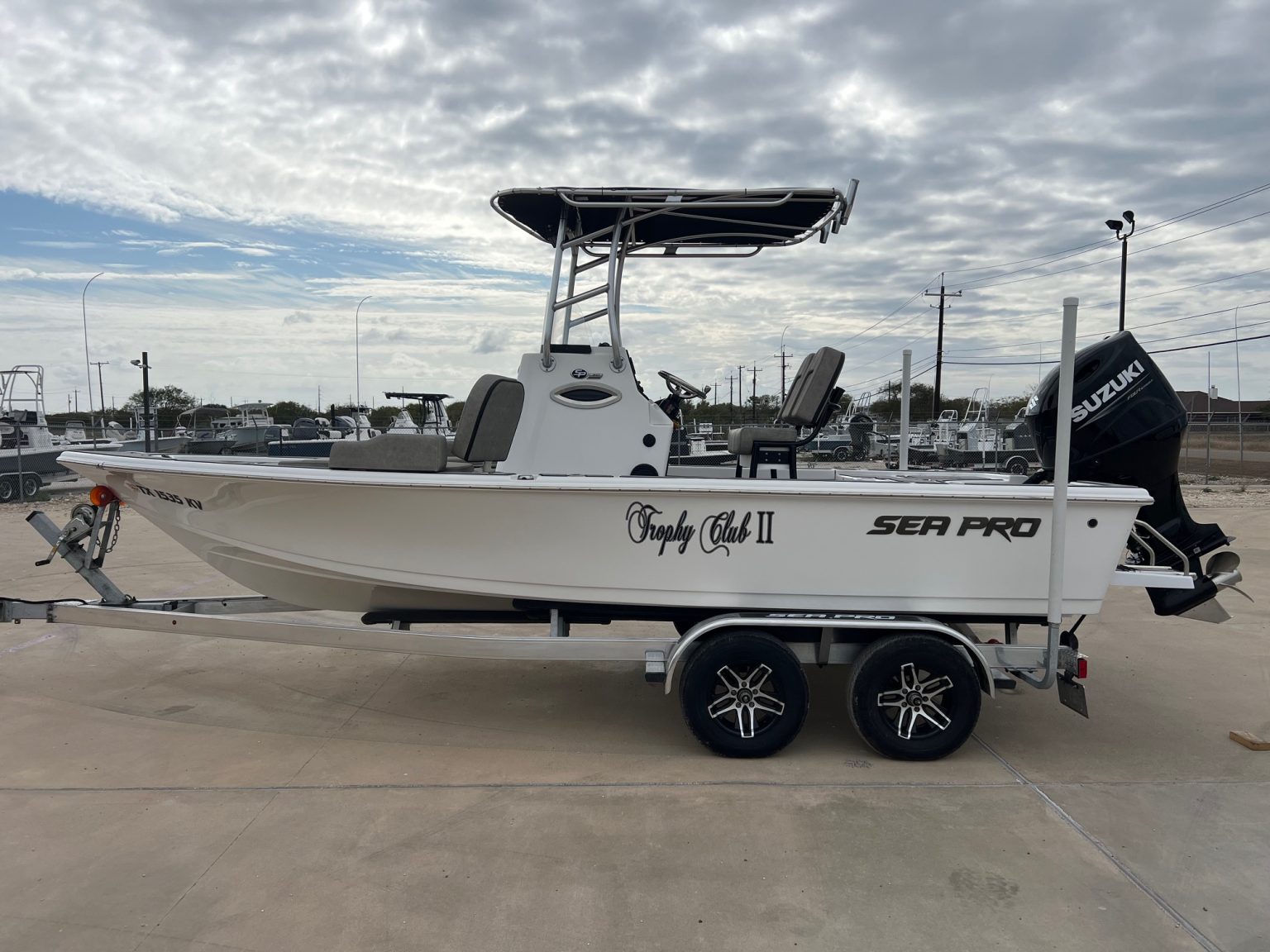 2025 20' SEA PRO 210 - Premier Boating Centers