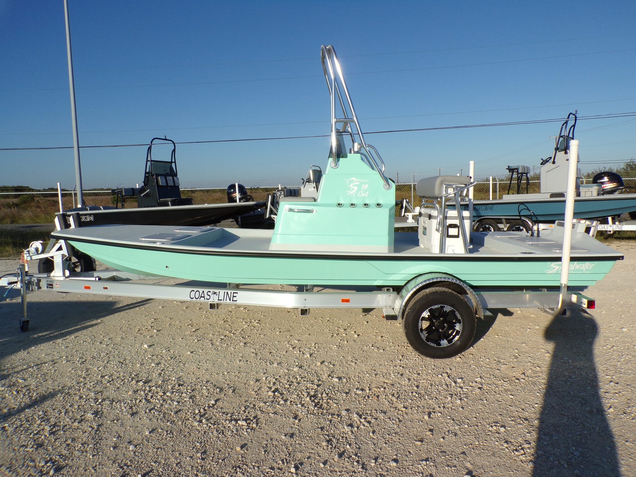 2025 19' SHOALWATER 19 CAT - Premier Boating Centers