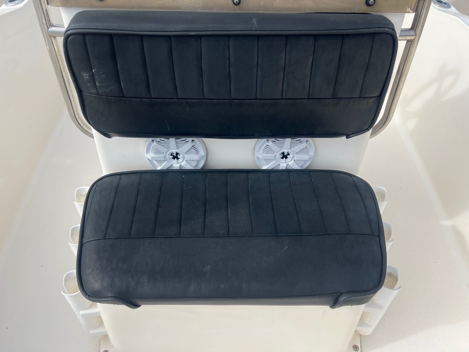 2005 17' KEY WEST 1720 SPORTSMAN - Premier Boating Centers